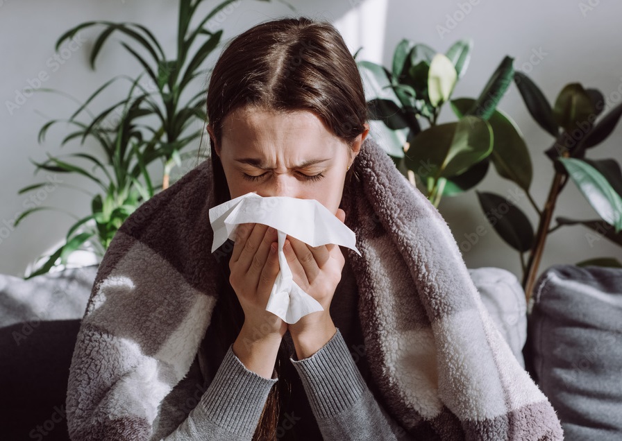 Sneezing | Symptoms, Causes, Home Remedies, Diet & Treatment ...