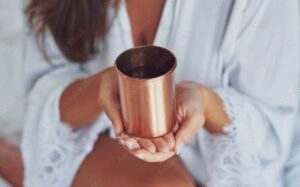 Copper Water: 10 Health Benefits, Side Effects & How to Make It?