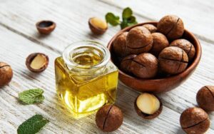 Macadamia Oil: 20 Benefits, Side Effects, Uses, Dosage & How to Make